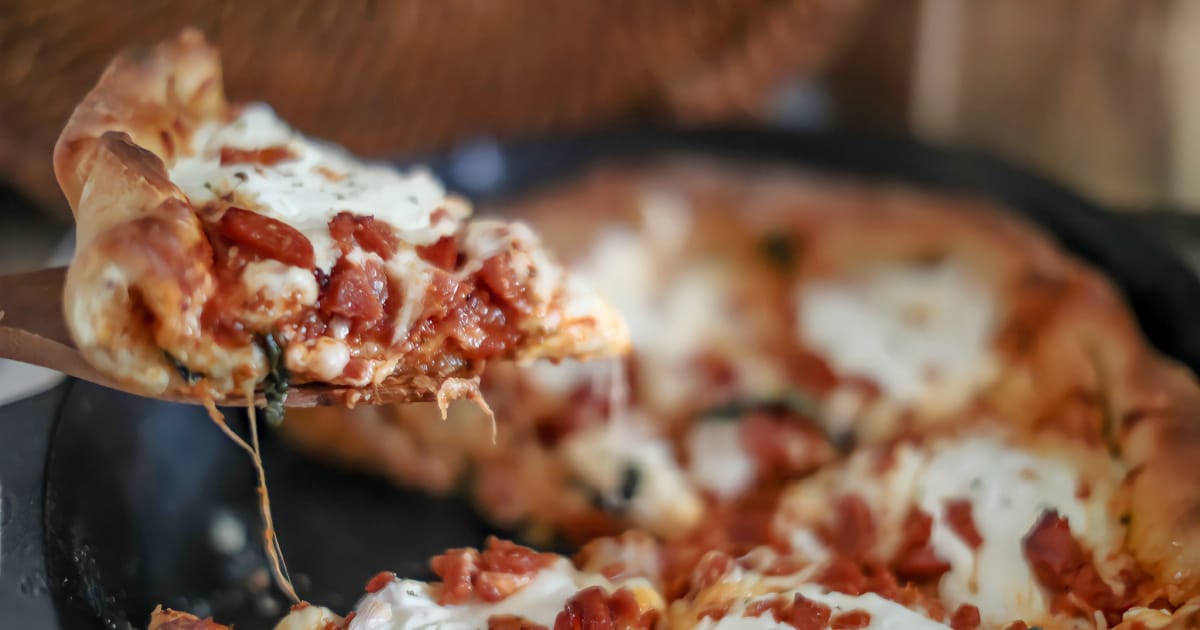 Easy Deep Dish Pizza Recipe - Fun Recipe Ideas